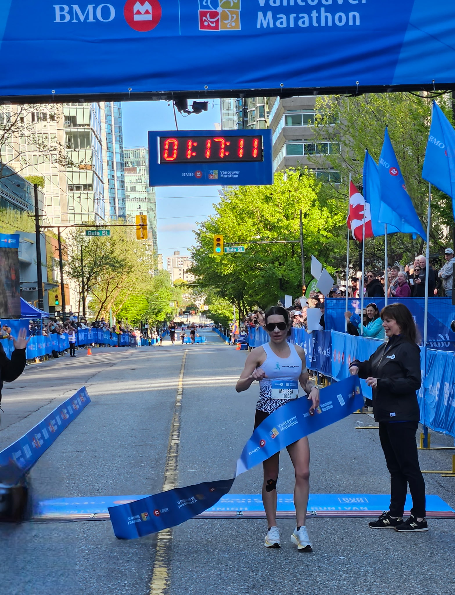 Arce, Pidhoresky win the 2025 Vancouver Marathon, Davies and Esplin win ...
